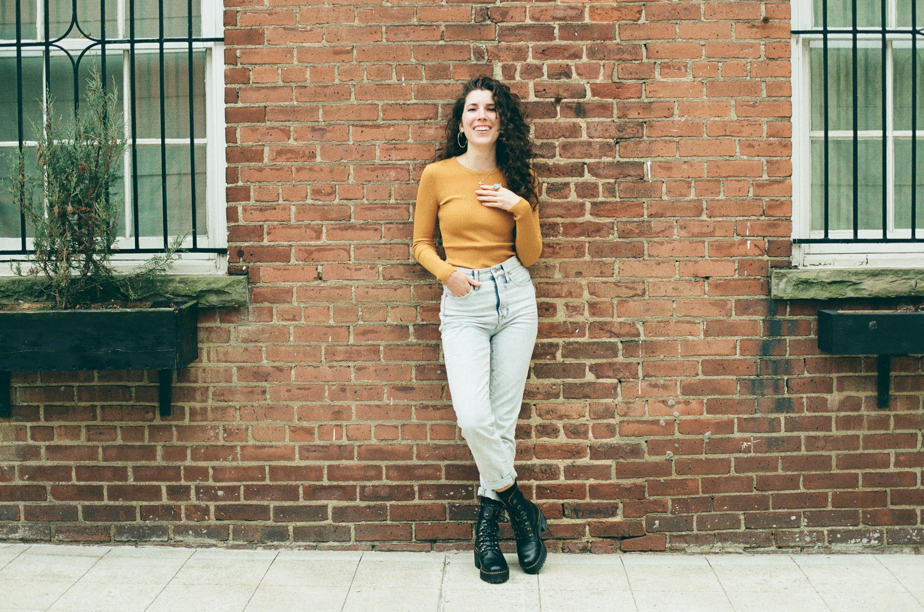 Alexandra Cohl – she's helping podcasters grow their shows & get noticed